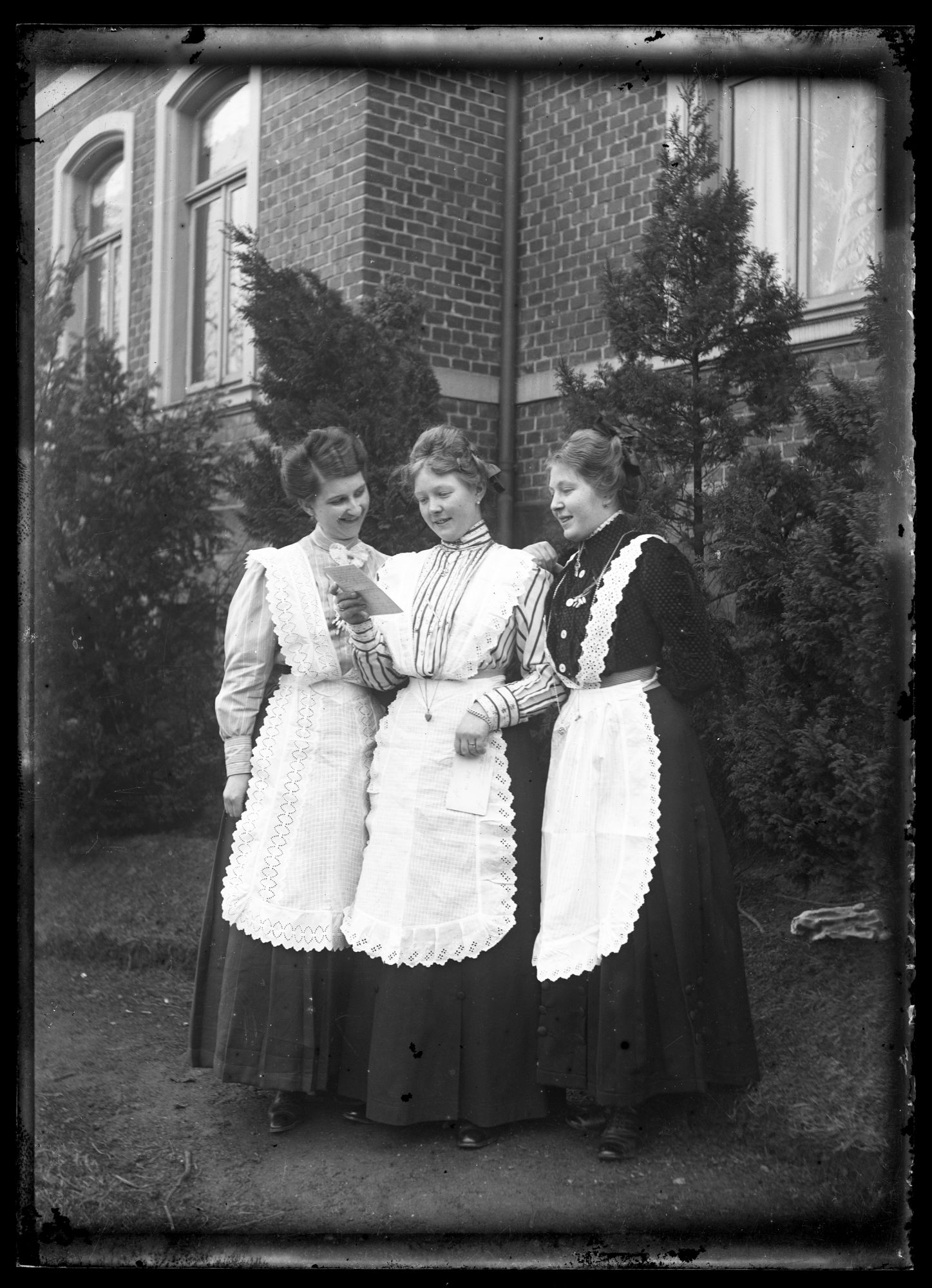 Wendland-Archiv - Klara Rott (später Stock) mit Schwester Paula und ...